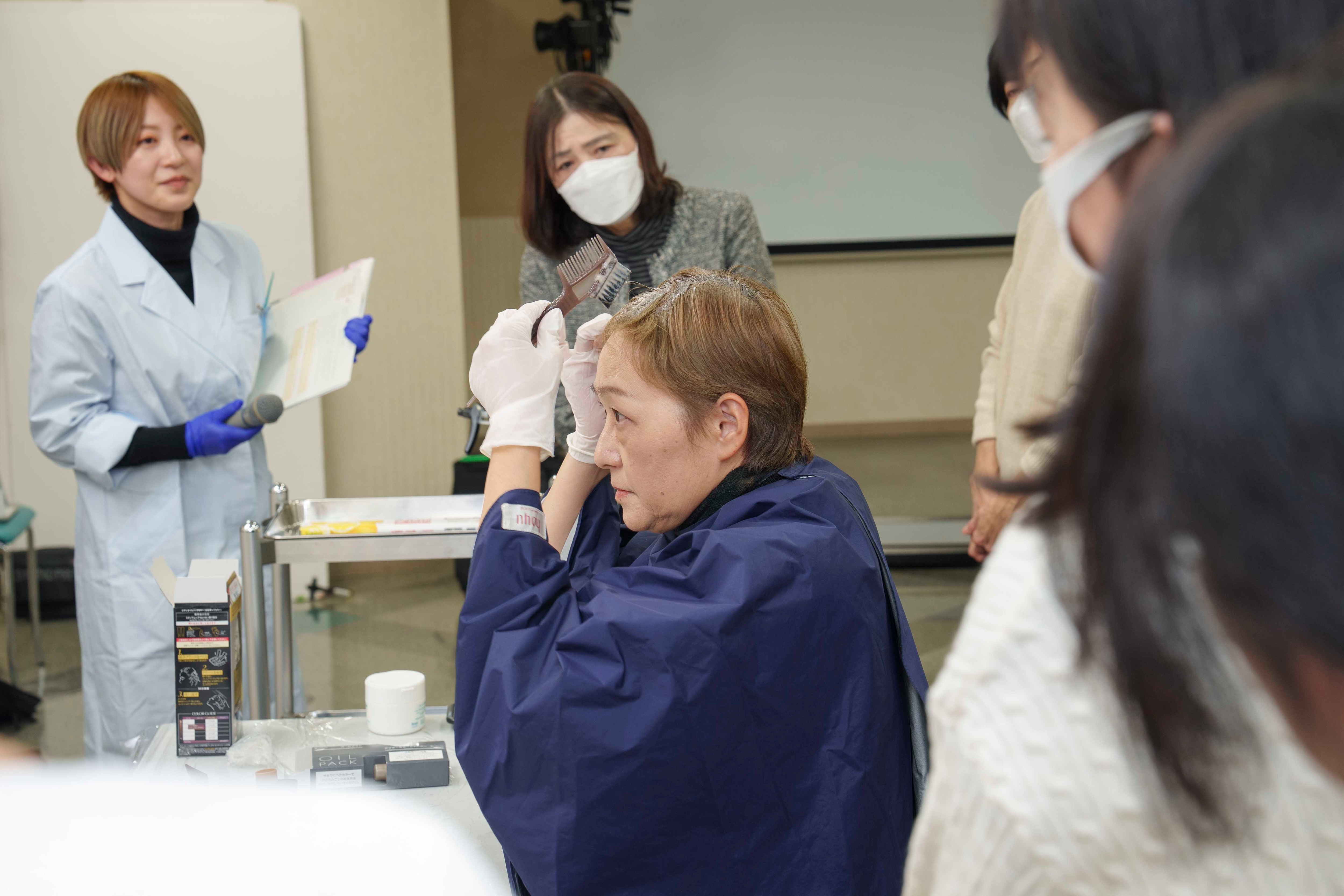 「初めてでもだいじょうぶ！セルフカラーセミナー」開催レポート | ライフスタイル | LICOLO - 髪から自分を好きになる